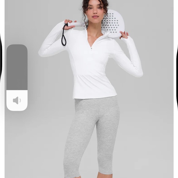 ALO Yoga | Tops | Alo Yoga Alosoft Half Zip Rapid Pullover Black ...